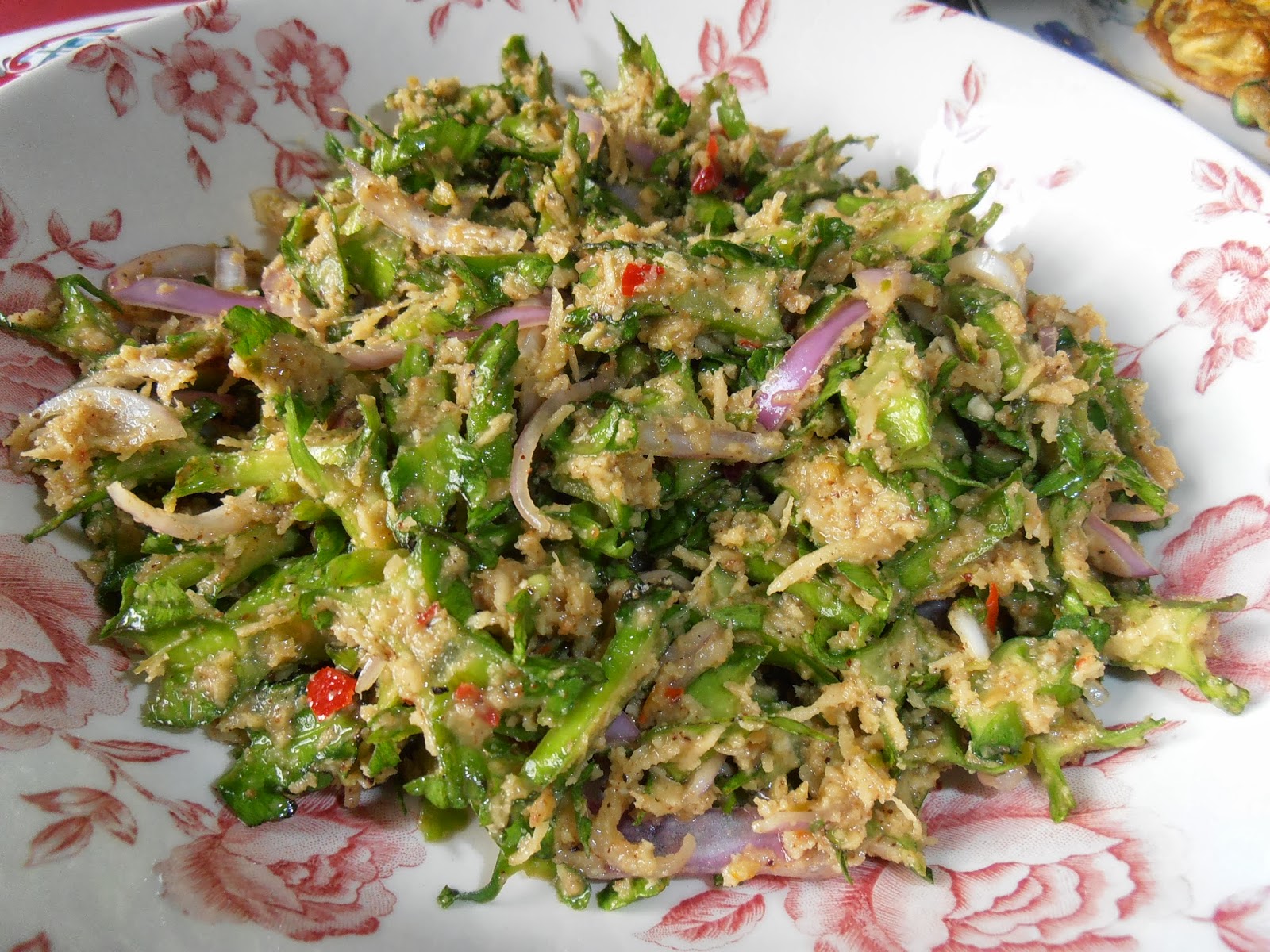 DIARI DIELA: Kerabu Kacang Botol / Kelisa