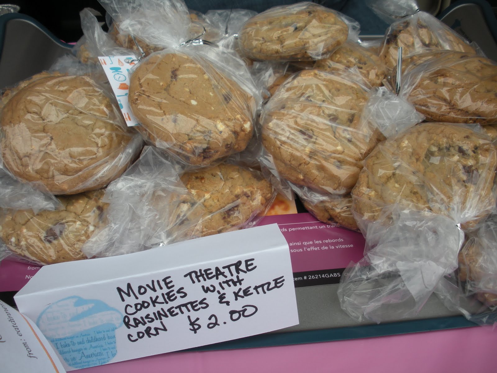 Chip Chip Hooray!: Cookies for a Cause! -- Share Our Strength Bake Sale