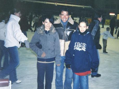 Support Bill Kaulitz: Bill & Tom with their father.