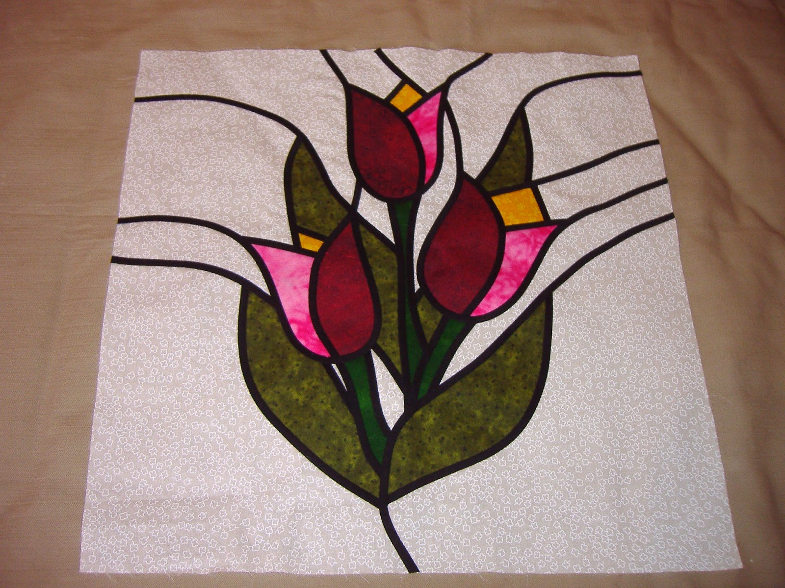 Entretelas y patchwork: Técnica Vidriera