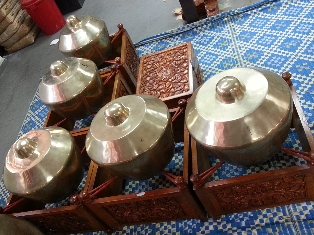 Instrumen ~ SENI GAMELAN MELAYU