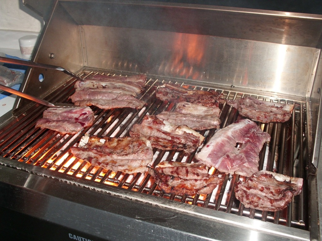 El Fogón de Leña: Costillas de rib eye palomeadas.