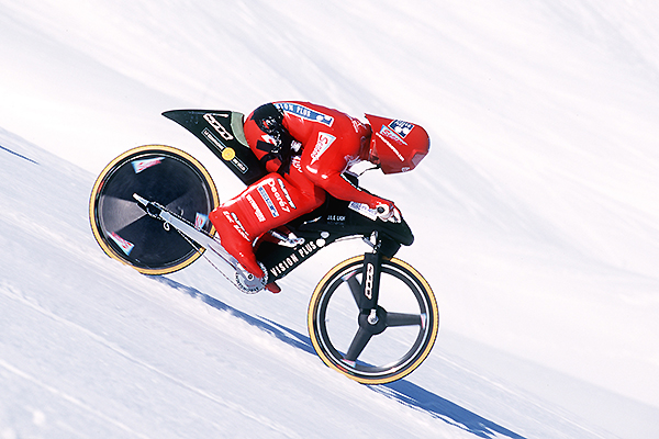 200kph on a Yeti | Retrobike