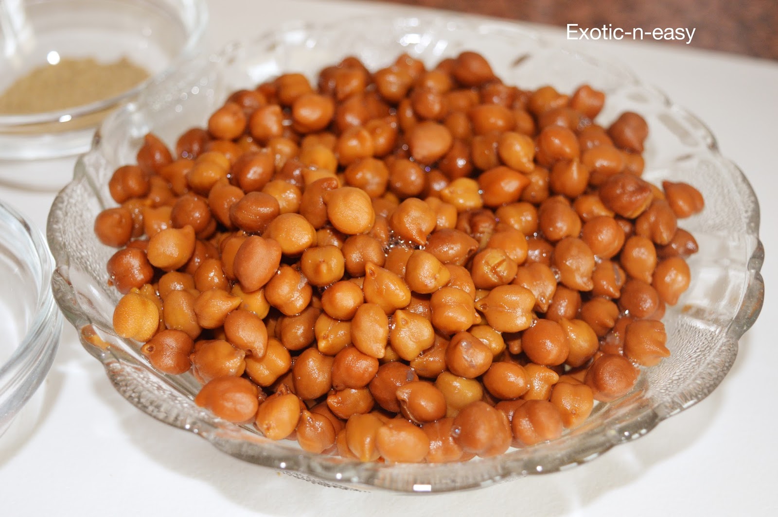 exotic-n-easy cooking: Crispy Chana Chat