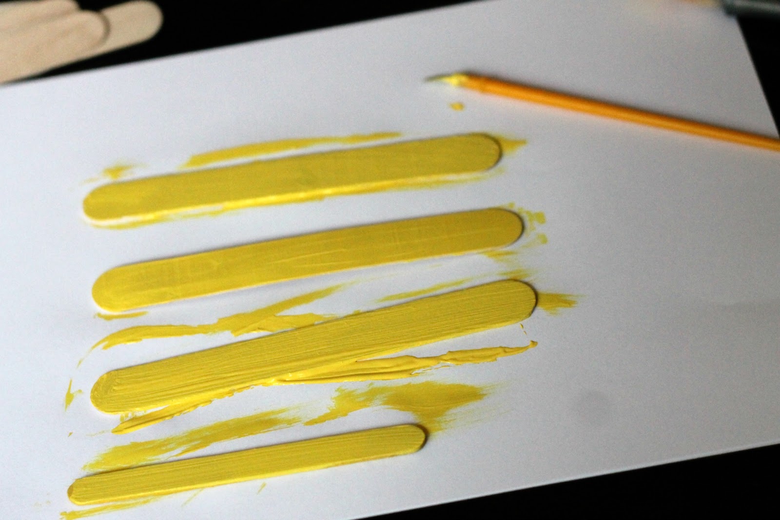 Reading Confetti: Craft Stick School Bus Frame and Back to School Books