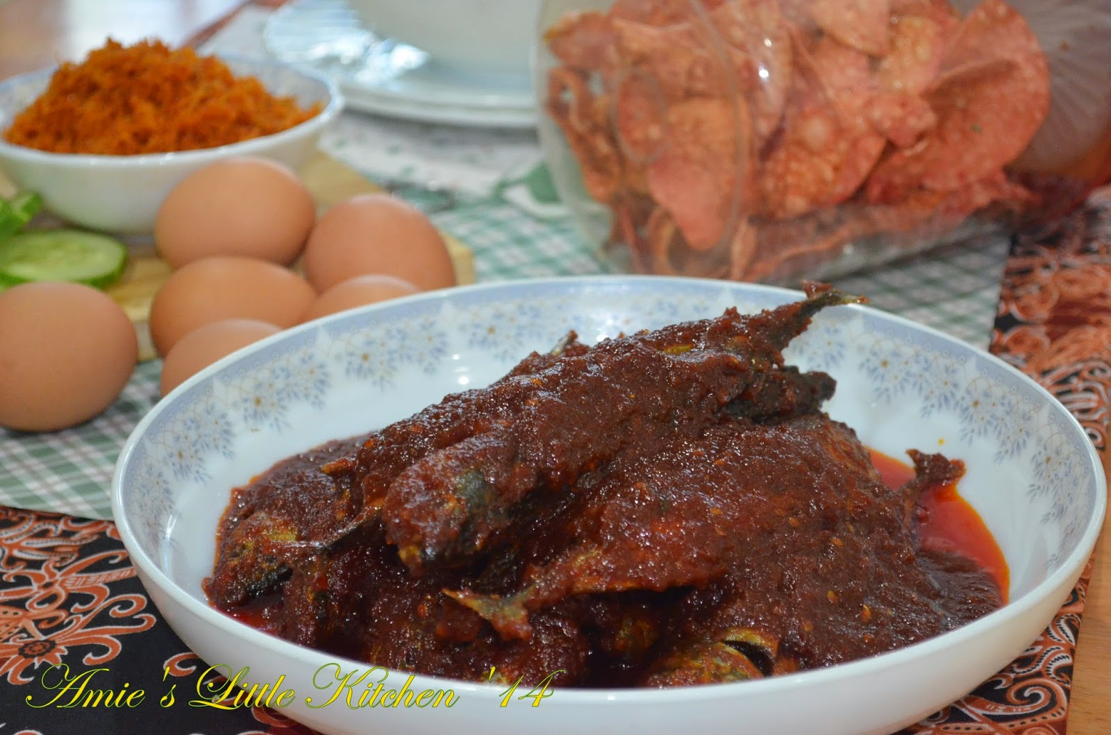 Sarapan Pagi Yang Paling Popular di Sabah : Nasi Kuning & Sambal Ikan ...