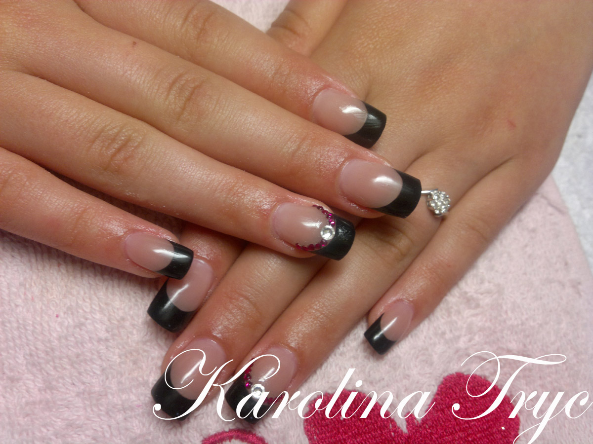 ***NAIL ART *** ACRYLIC *** UV GEL NAILS EXTENSION ***CRYSTAL NAILS ...