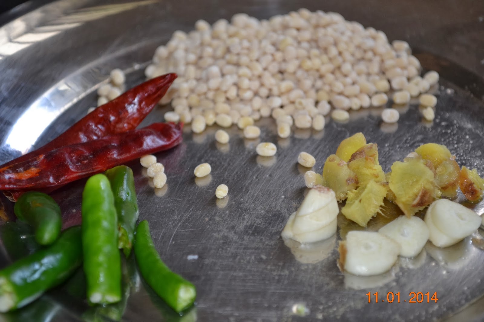 Hyma's Flavours: Kovakkai / Ivy gourd / Tindora / Dondakaya Thuvaiyal