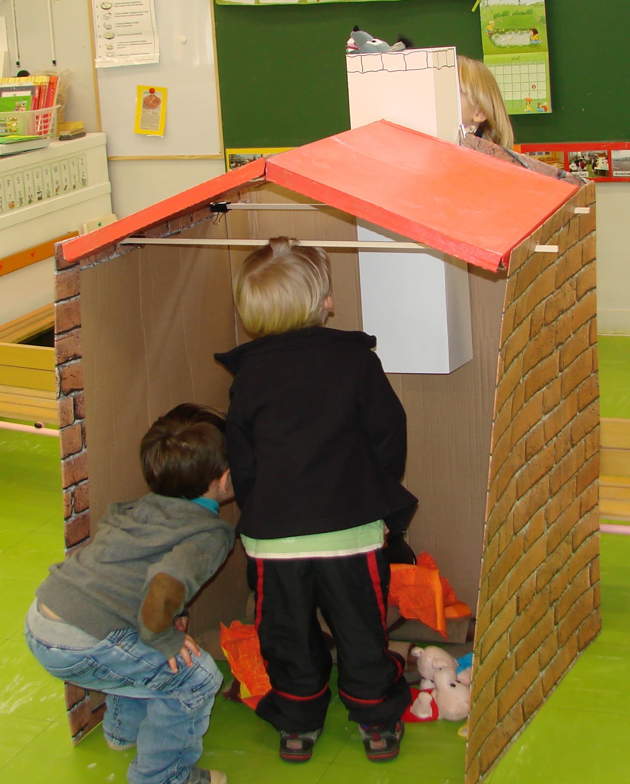 la classe de mademoiselle violette: maison des 3 petits cochons