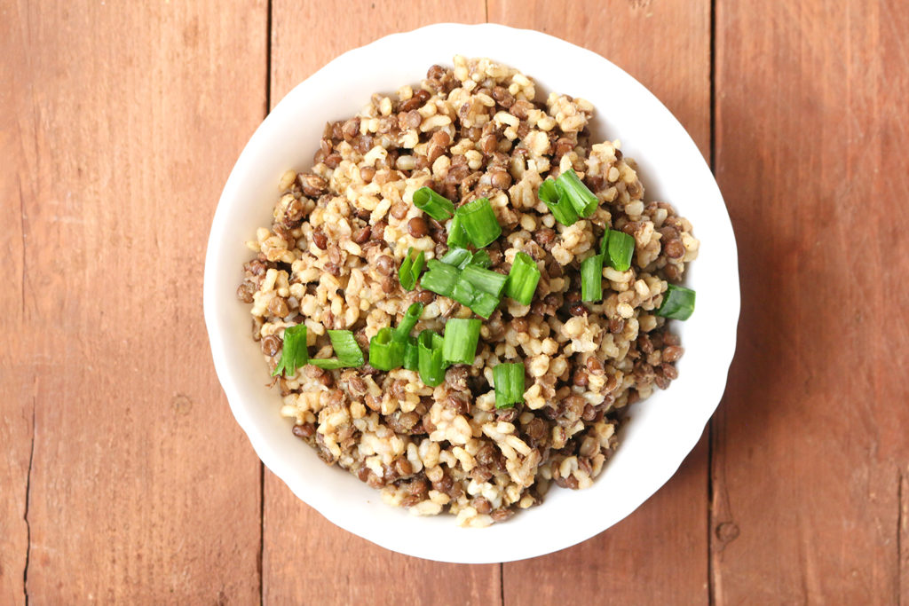 BROWN RICE MUJADDARA RECIPE | LEBANESE RECIPES