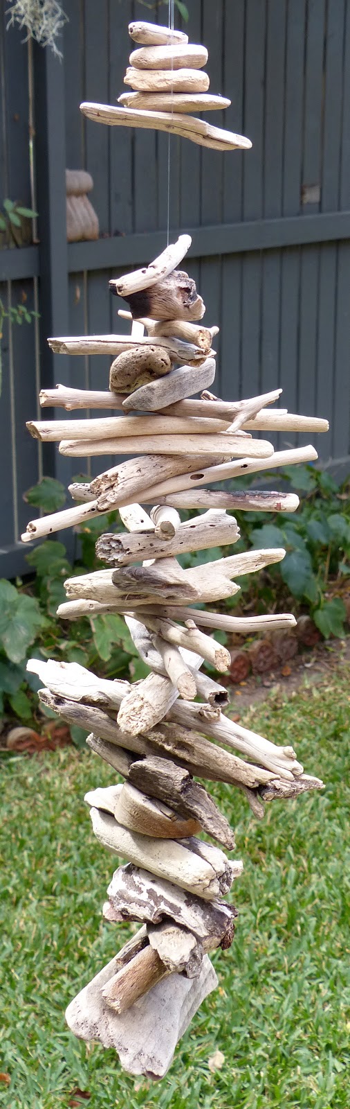 Made with love: Drift Wood Mobile