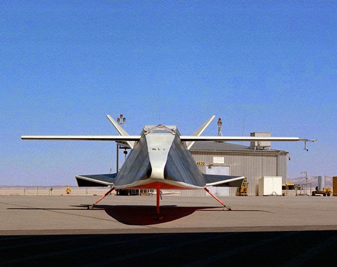 Kool Fun Info: The Most Unusual And Stunning Aircraft In The World