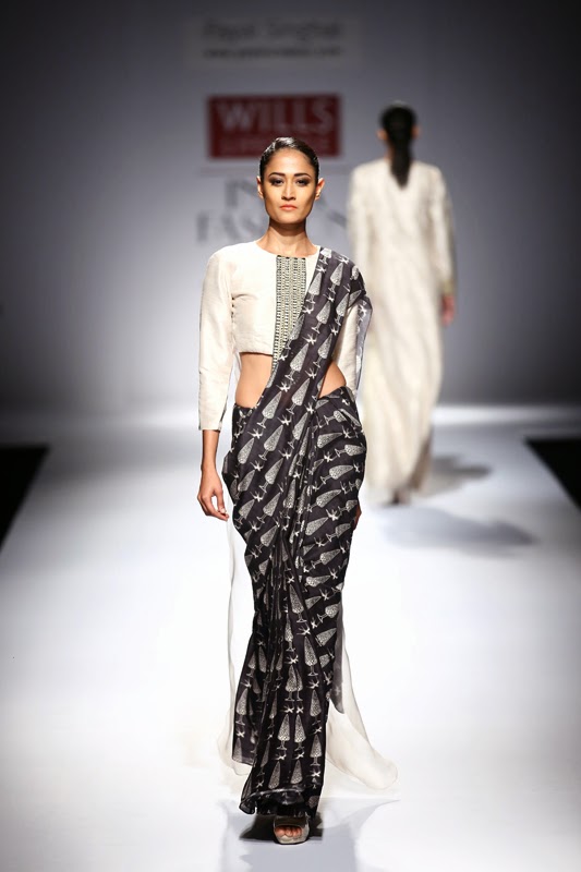 Payal Singhal Collection at Wills Lifestyle India Fashion Week 15 ...