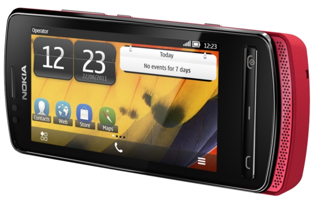 Nokia 700, Super Sleek SmartPhone with Screen-Clear is amazing. Reviews ...
