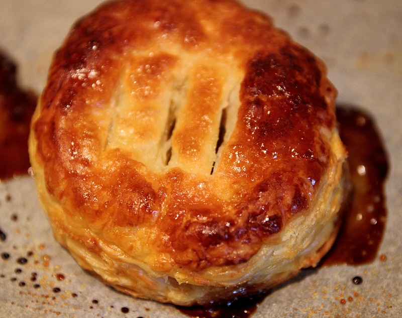 Suzanne's Eccles Cakes