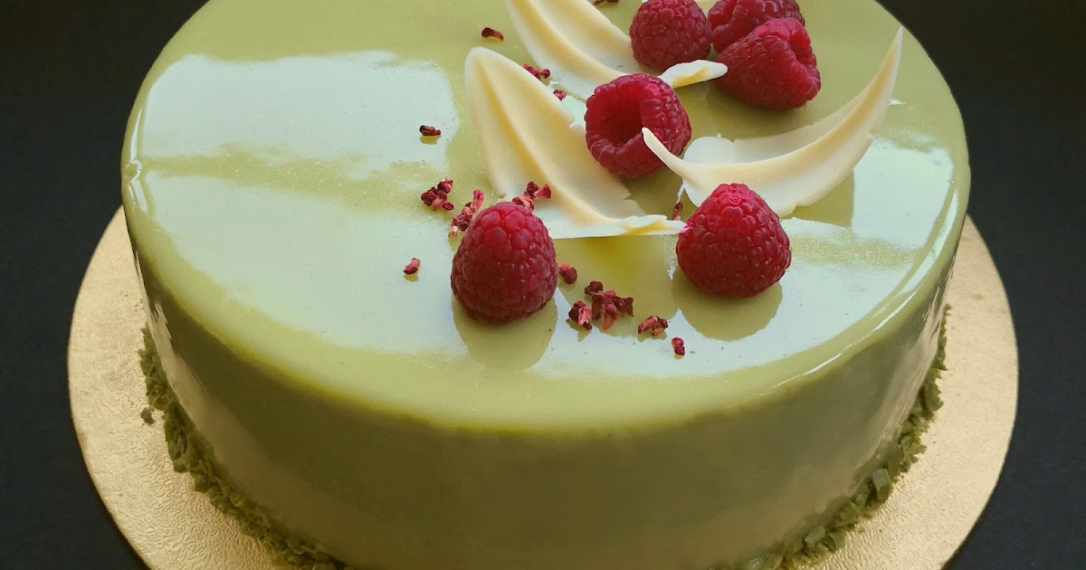 Ethereal Cakes: Matcha And Raspberry Cake