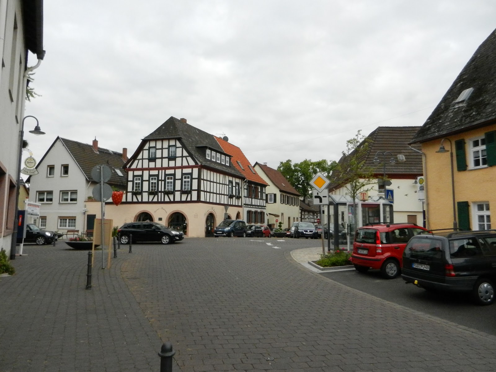 schiller-wine: At Weingut Jakob Jung in Erbach, Rheingau, with ...