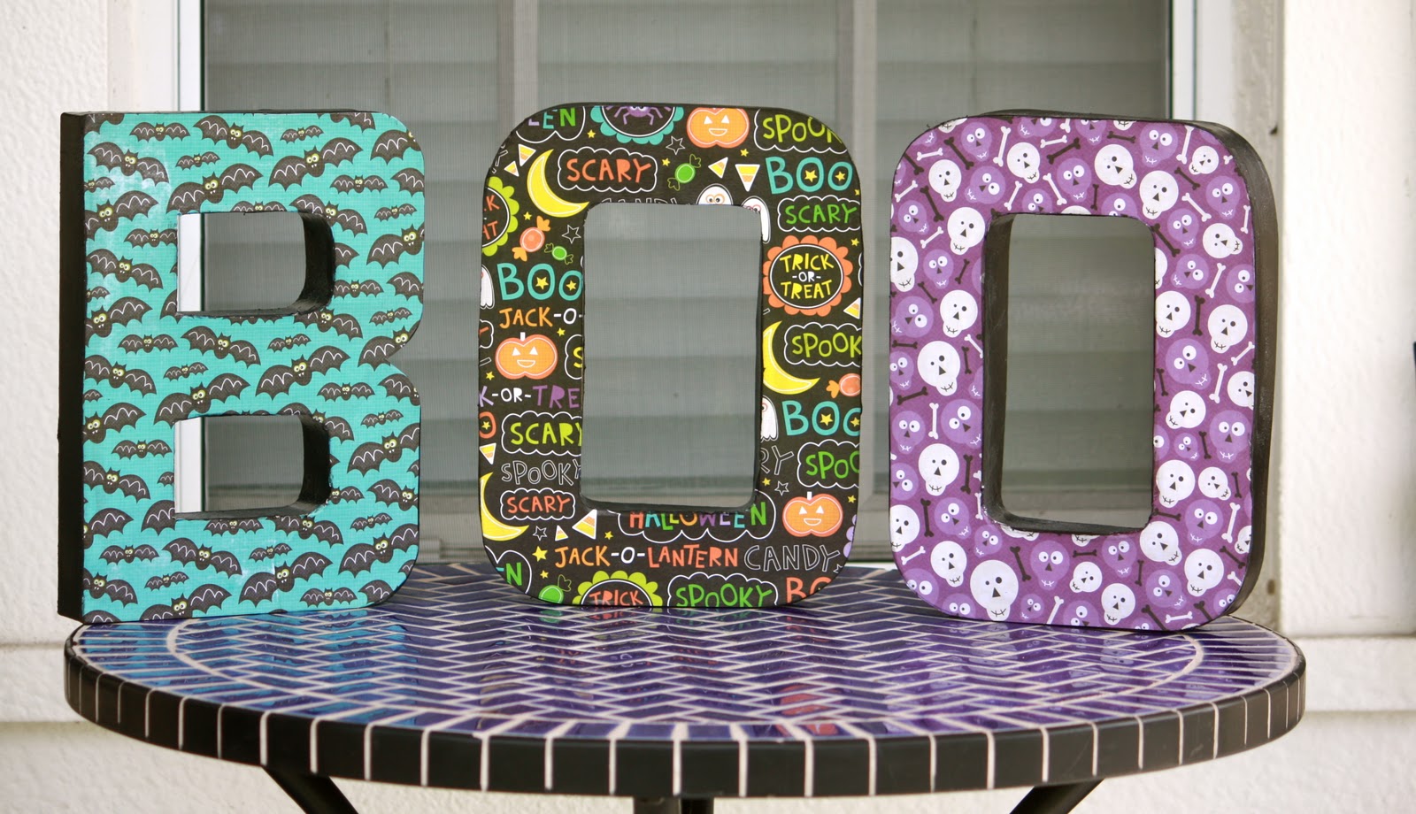 Desperate Craftwives: Decoupage BOO Letters