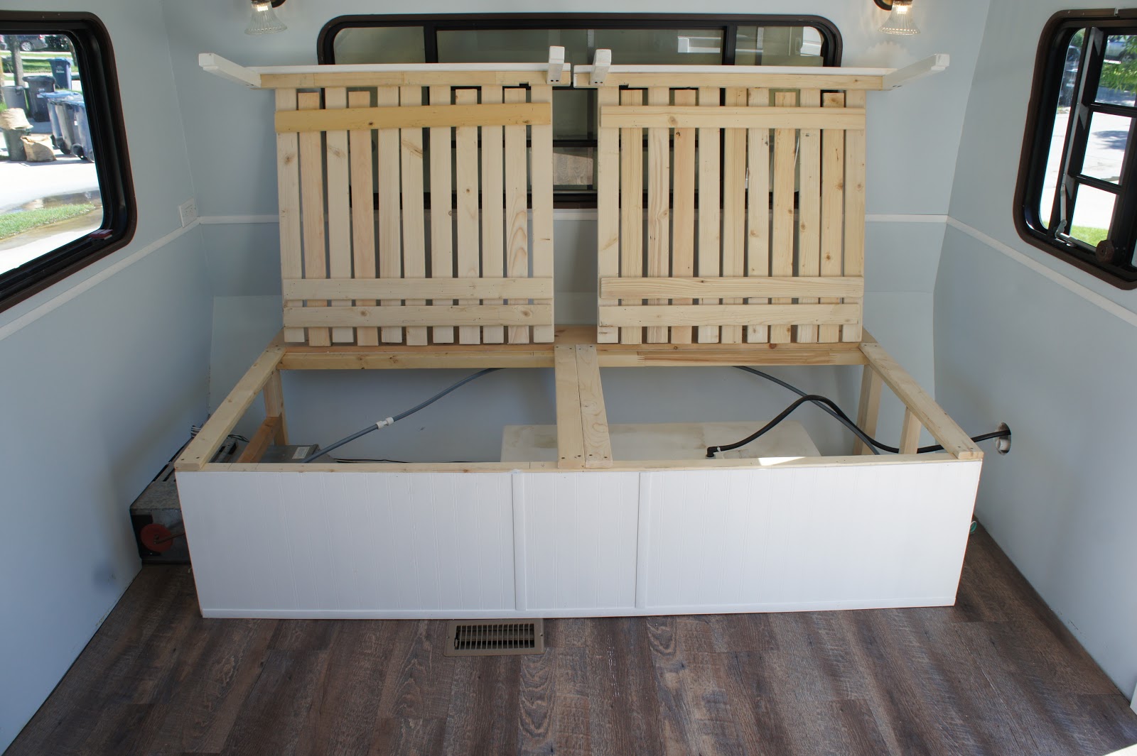 Alice gets a makeover: Ep. 12 - DIY RV Daybed