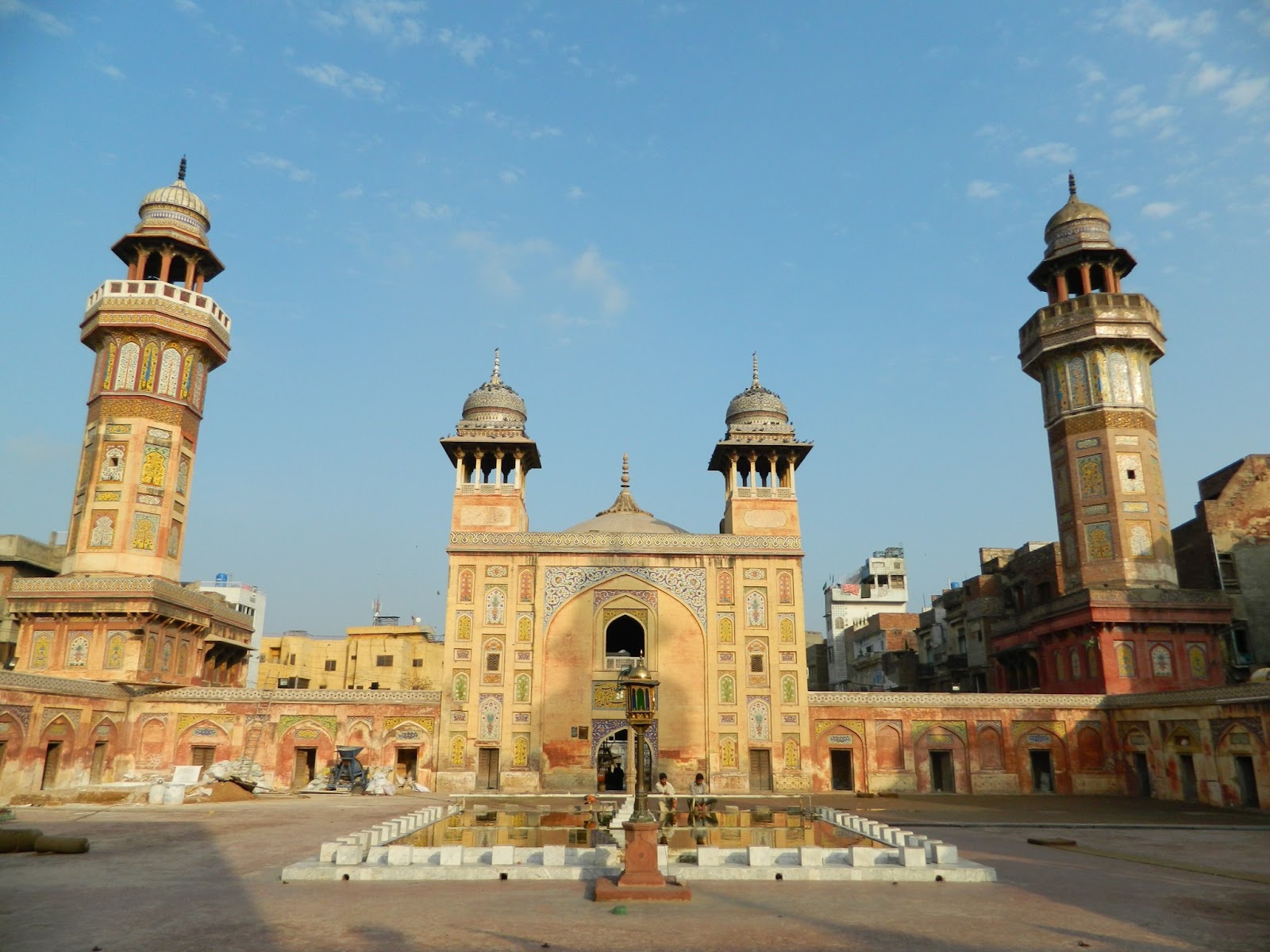 AnsabsTravelog: Wazir Khan Mosque