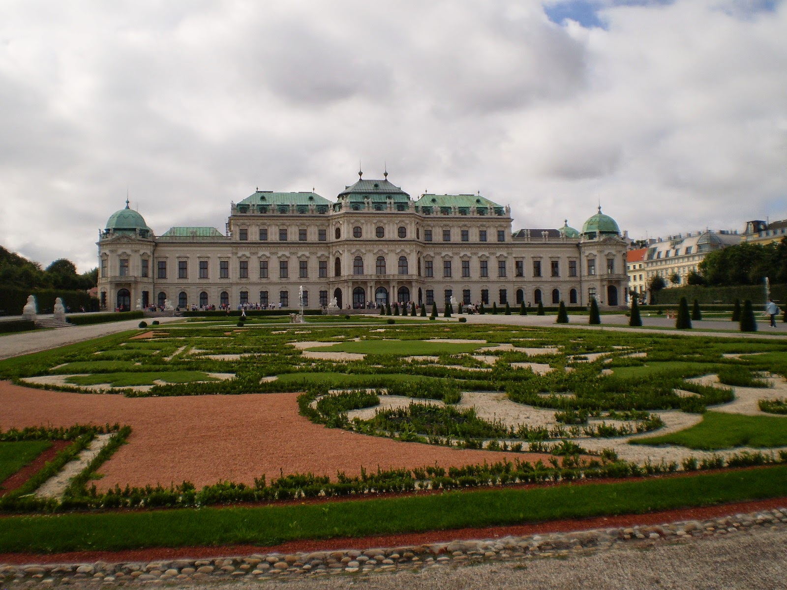 Viena: Karlsplatz y Belvedere