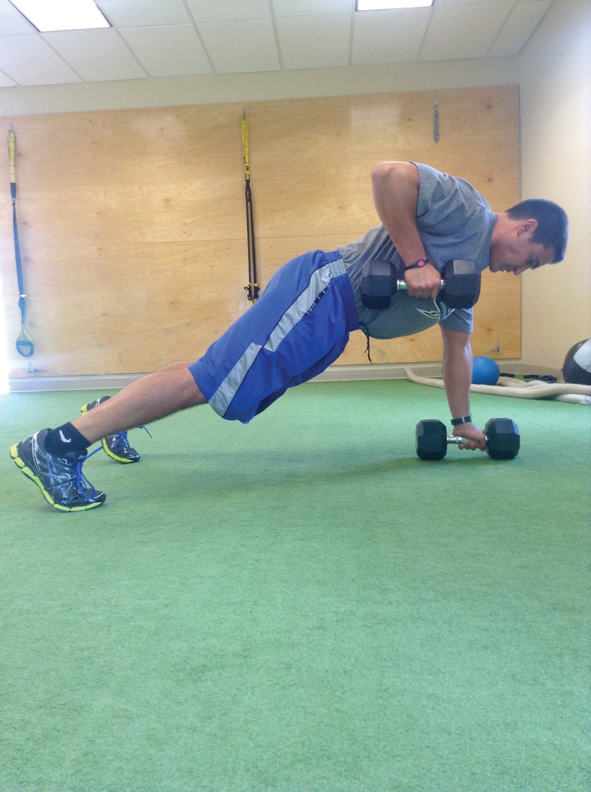 The Windham Eagle Sports: Exercise of the week from PNF - Plank Row