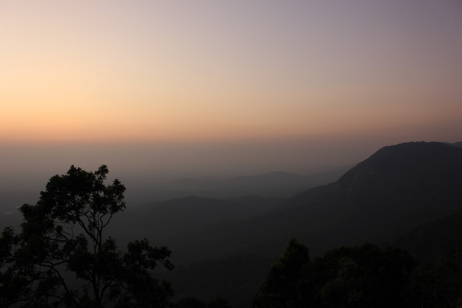 Life, Expeditions and More: Day 2: Mudigere - Sringeri - Agumbe