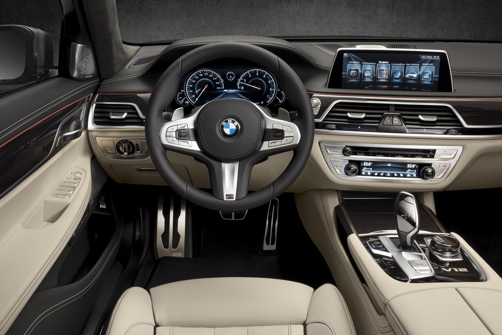BMW M760i xDrive revealed - The first M Performance 7-Series gets a ...