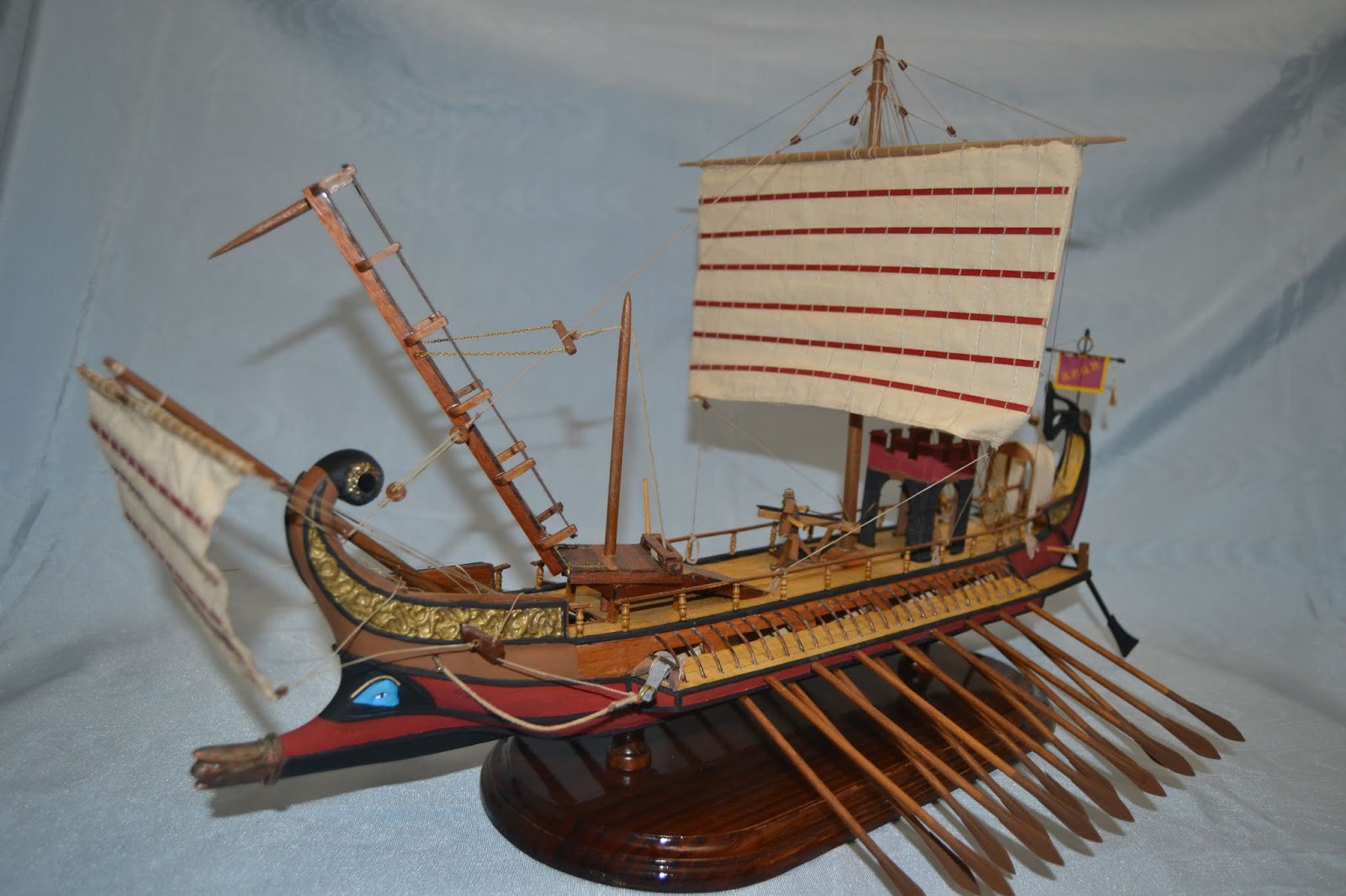 MI PEQUEÑO MUSEO NAVAL: GALERA ROMANA