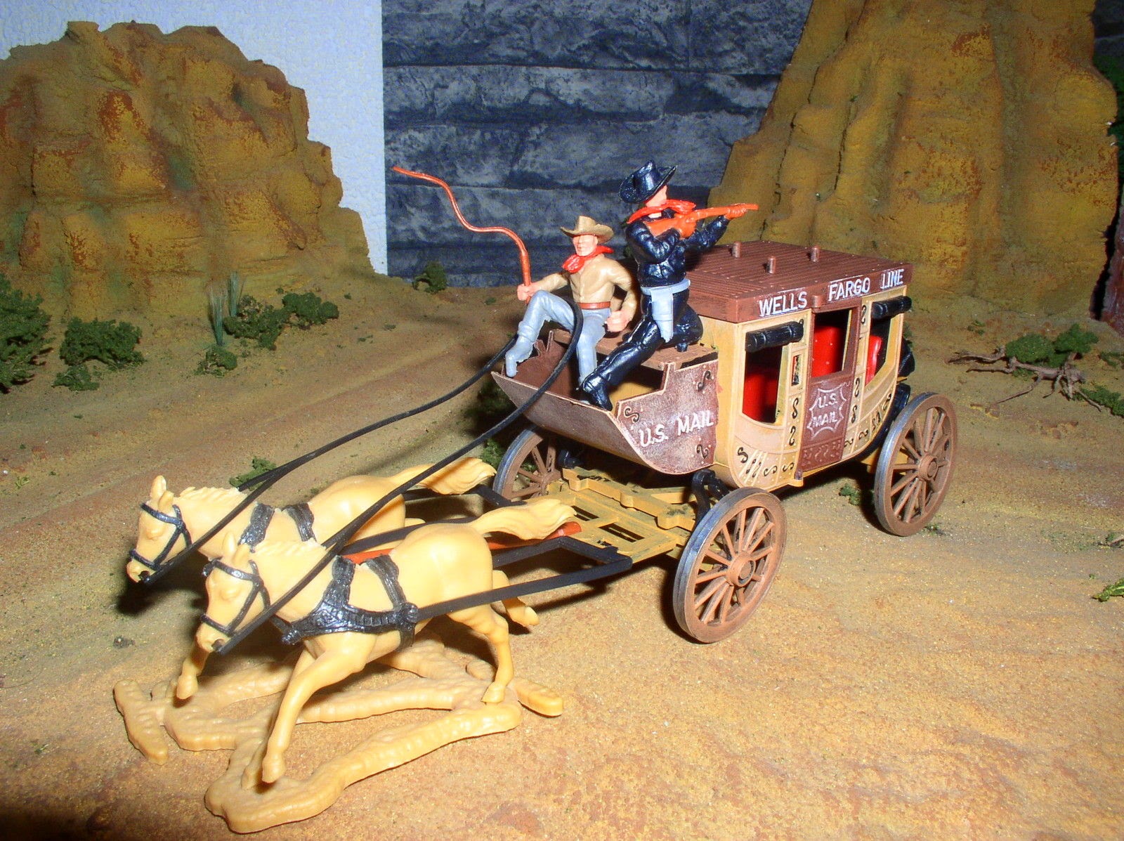 TOY SOLDIERS & VINTAGE GAMES: Überlandpostkutsche - Timpo Toys