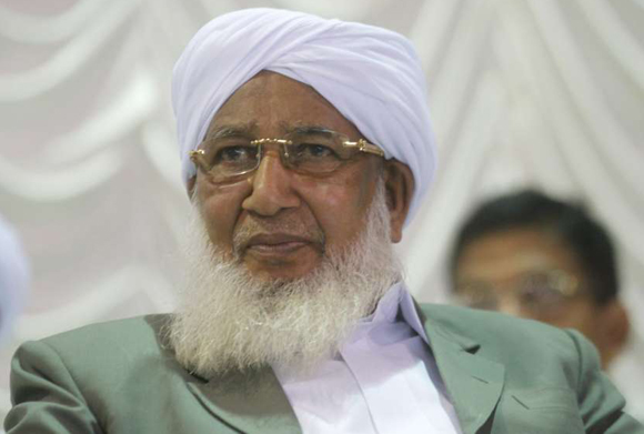 Kanthapuram elected as new Grand Mufti