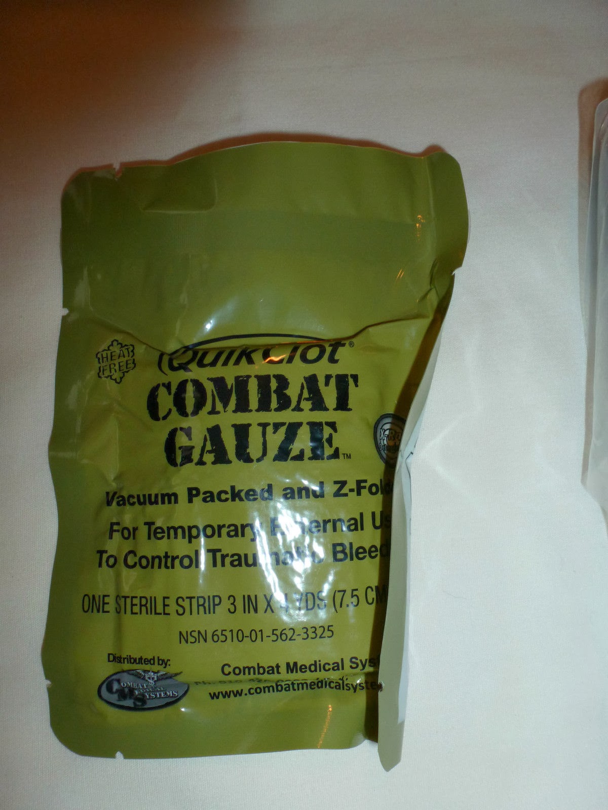 Webbingbabel: U.S. Air Force Individual First-Aid Kit (IFAK)