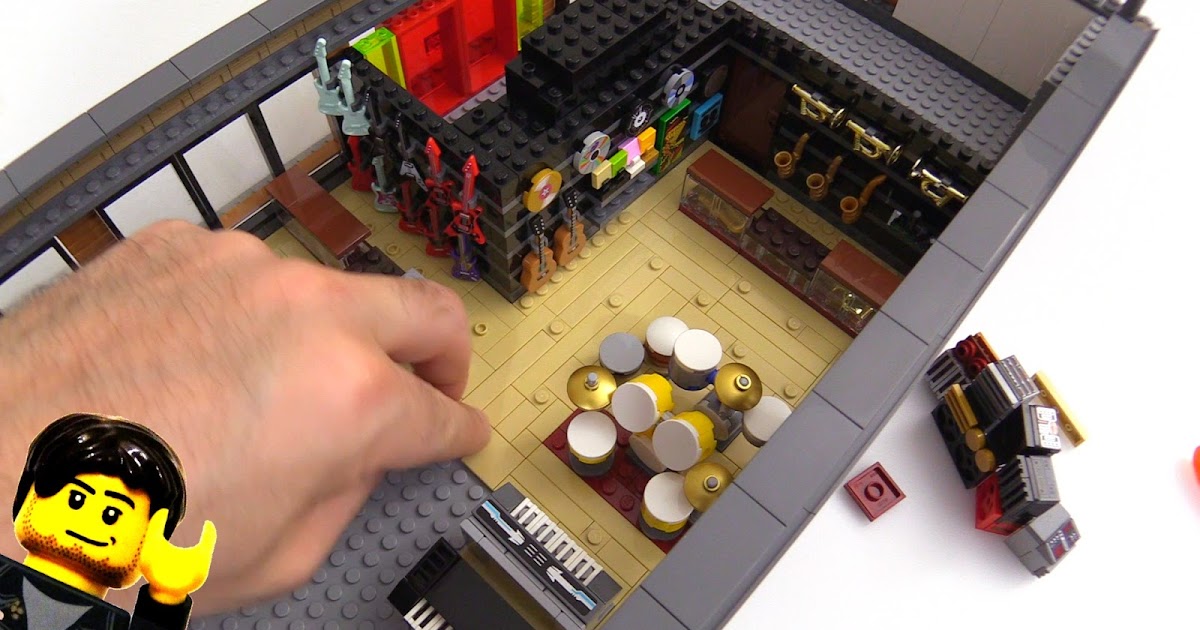 Custom LEGO music shop MOC progress continues
