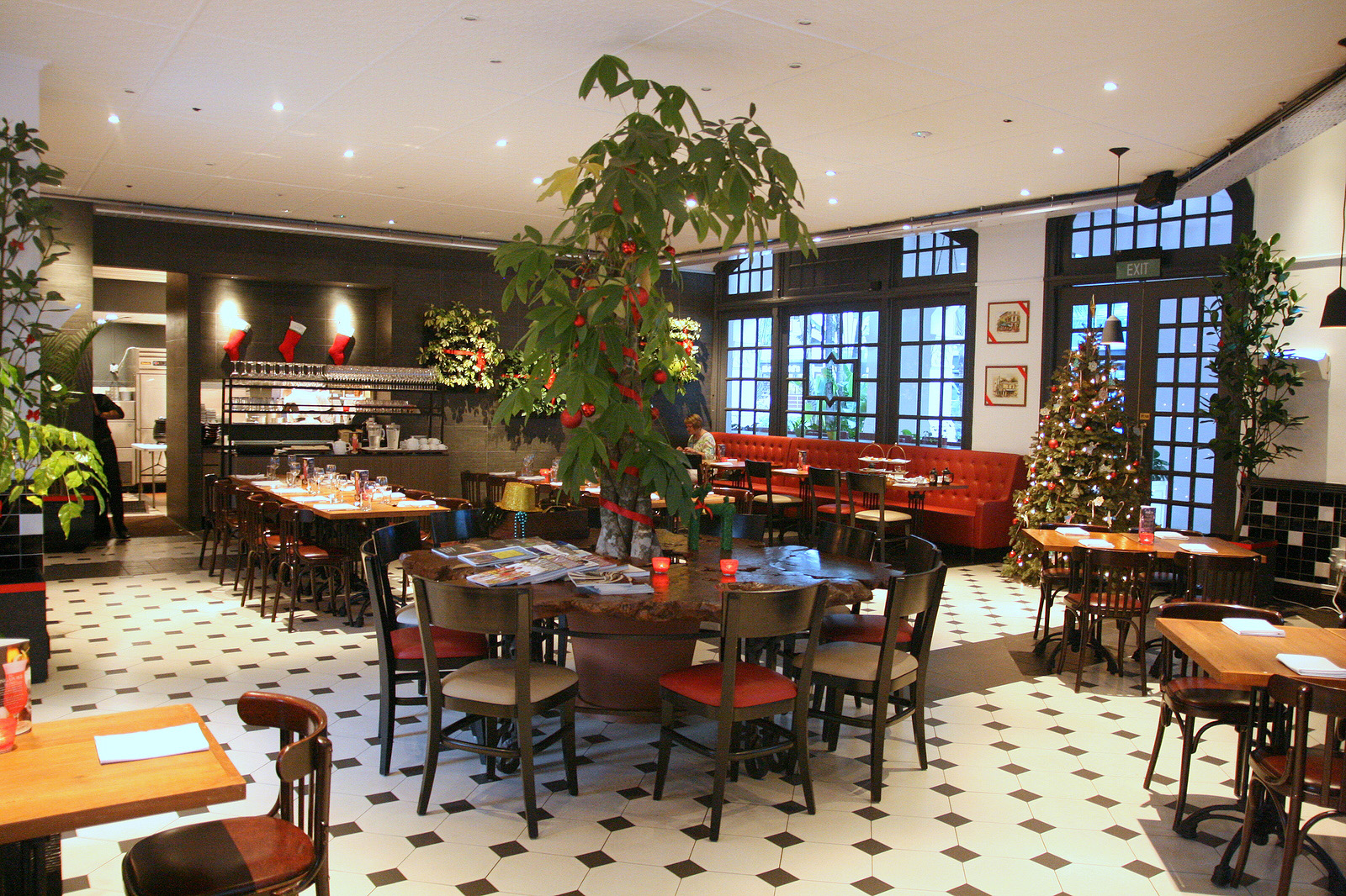 Halia at Raffles' Christmas Communal Feast and Jolie's Sixth Birthday ...