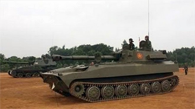 DEFENSE STUDIES: Duo Powerful Self-Propelled Artillery of the ...