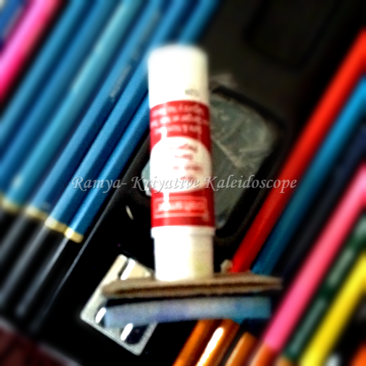DIY DISTRESS INK APPLICATOR - KRIYA-TIVE KALEIDOSCOPE