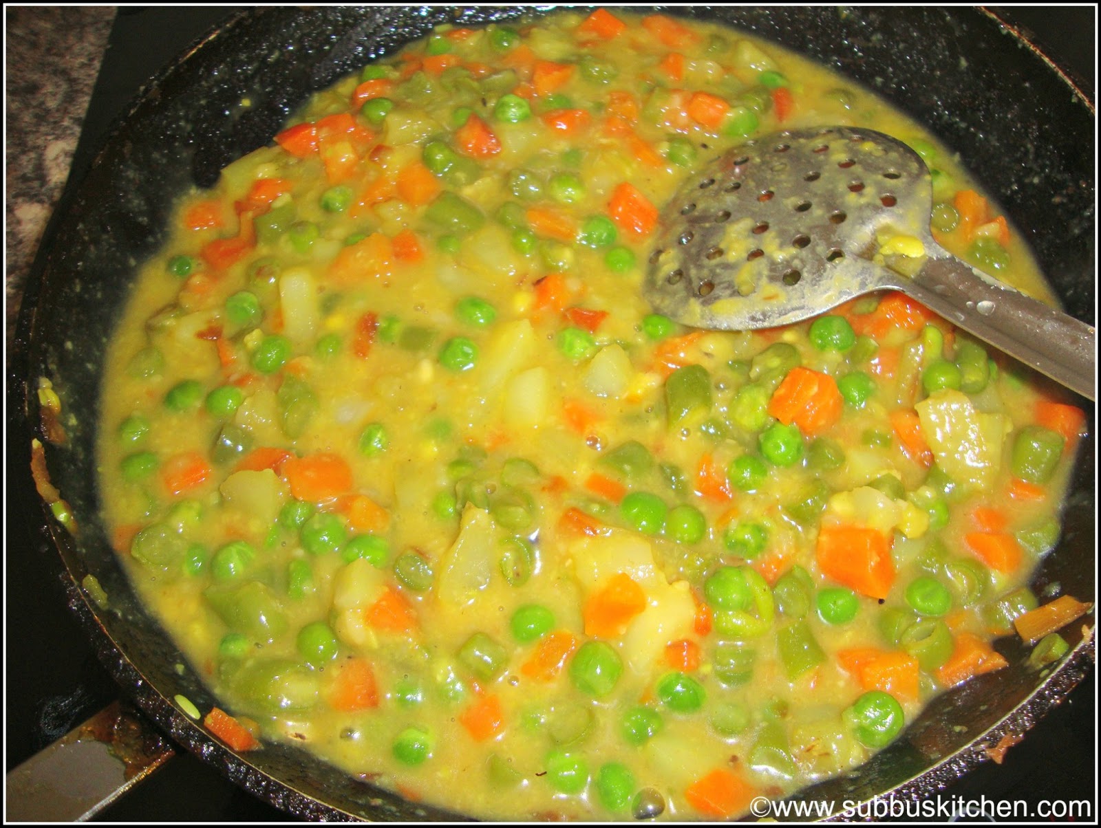 Mixed Vegetable Poricha Kootu - Subbus Kitchen