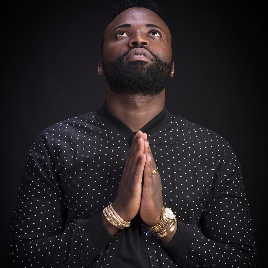 PRETO SHOW : TODAS AS VEZES QUE FUI ASSEDIADO LEVEI A GARINA - Banda ...