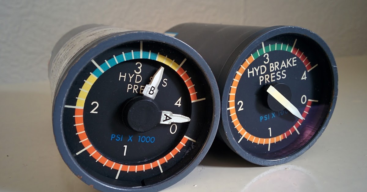 Boeing 737-300 Flight Deck Sim : Hydraulic Pressure Indicators