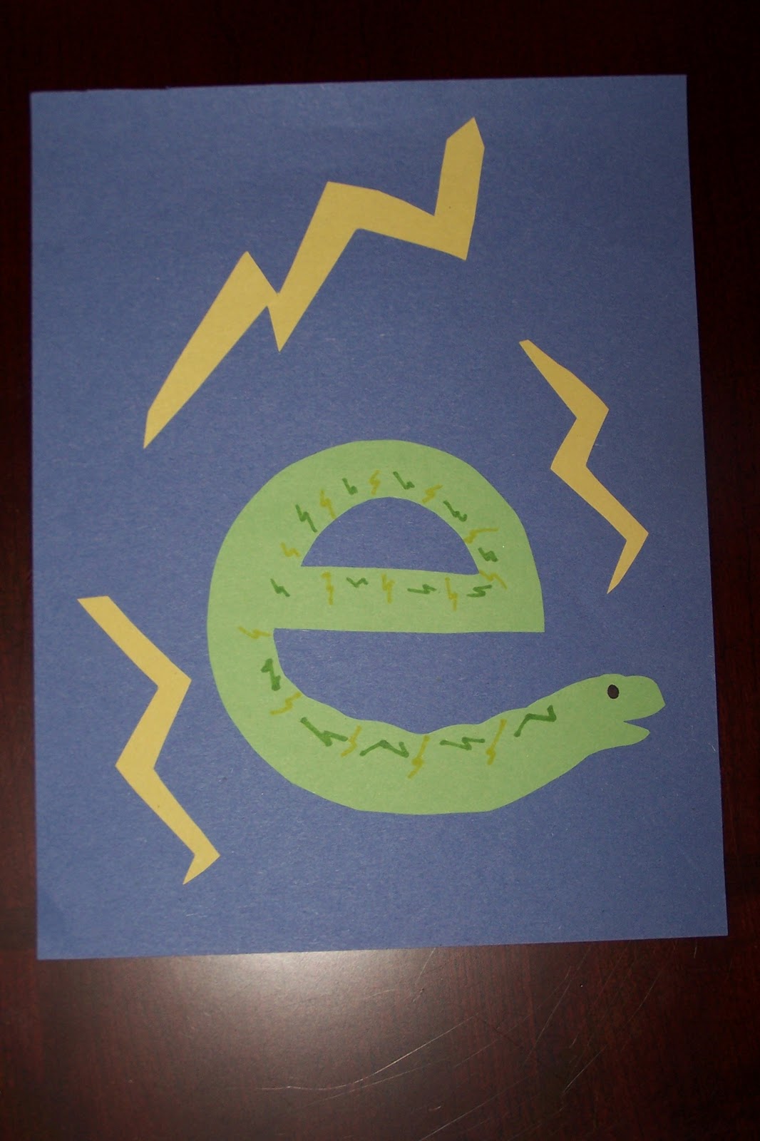 The Princess and the Tot: Letter Ee - What's on the Tray?