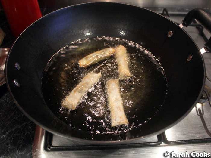 Sarah Cooks: Crispy Chicken Rendang Spring Rolls