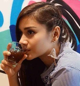 Profil dan Biodata Fitri Ayu Maresa Lengkap - MasBhotol