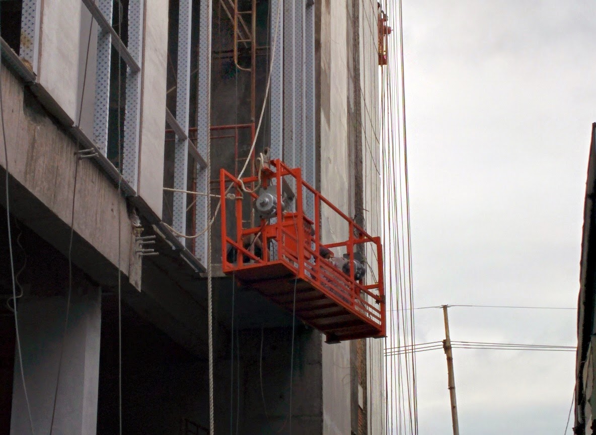 -- PT DUA PERKASA --: Rental Gondola Surabaya - Hotel IBIS Hr. Muhammad.