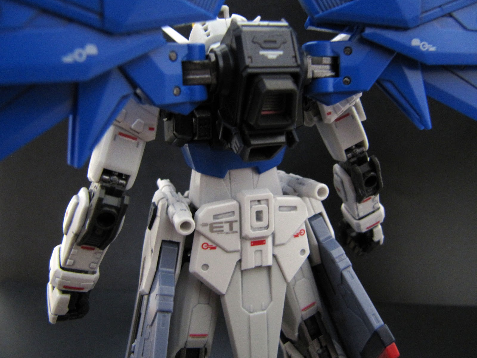 ok, only the sides or torso/skirt/and legs left to go....