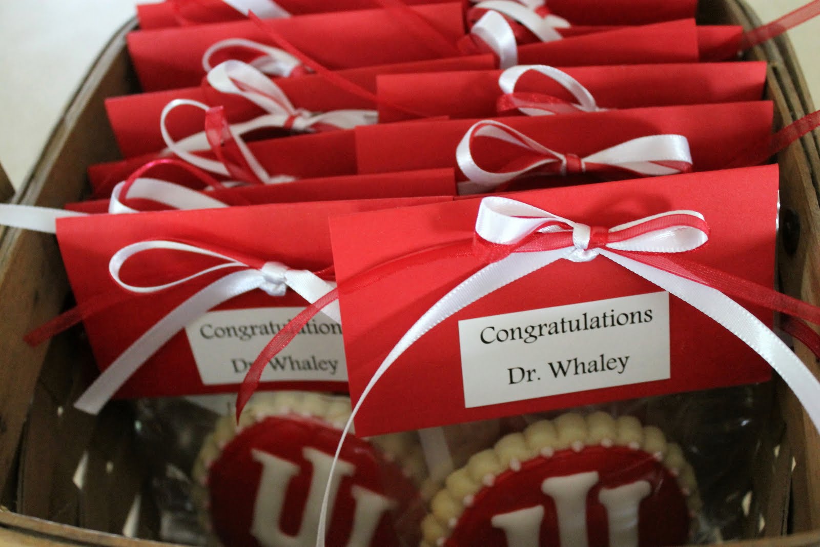 The Growing Gray Family: Wordless Wednesday - IU Cookies