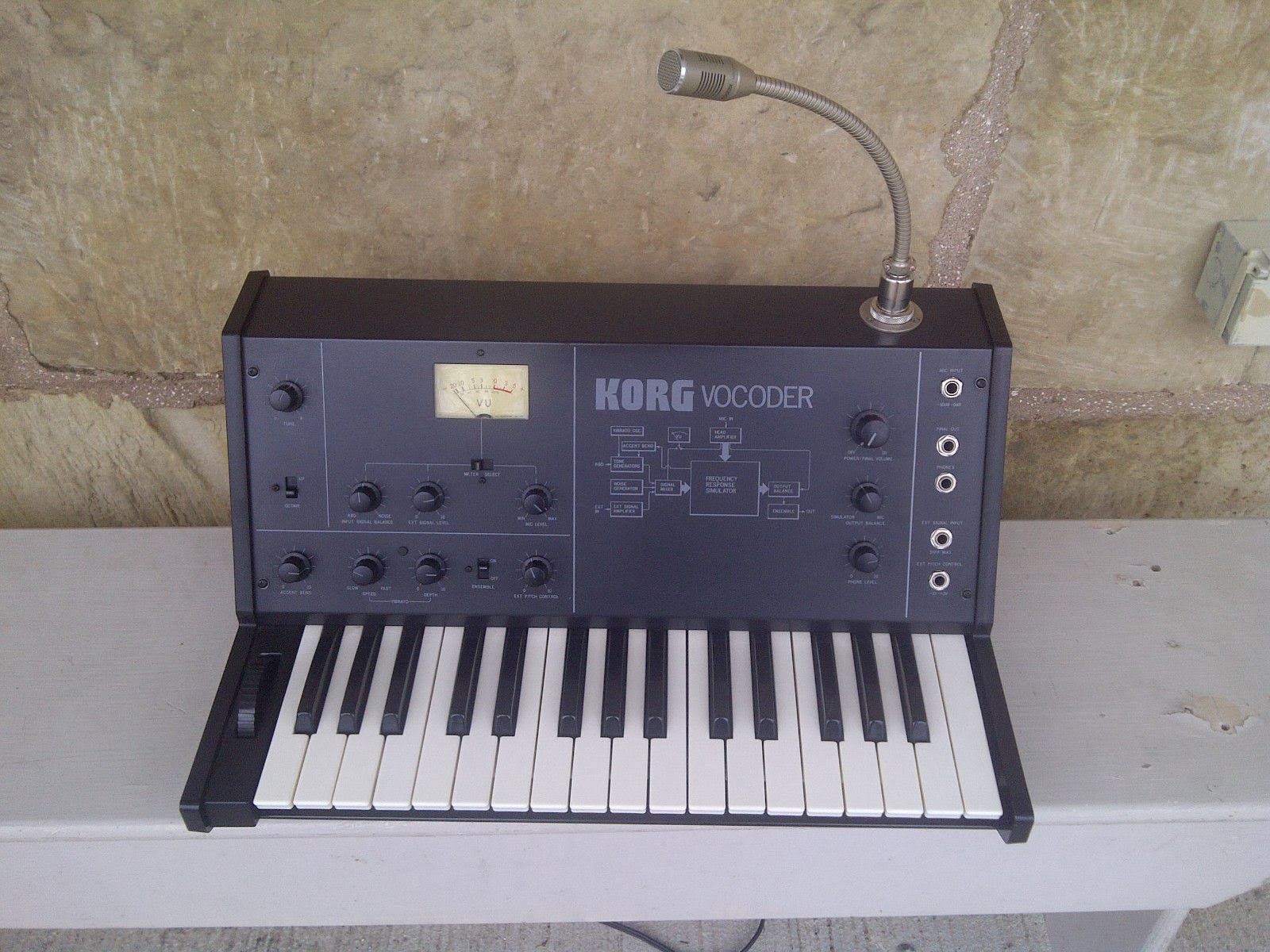 MATRIXSYNTH: KORG VC-10 ANALOG VOCODER SN 162186