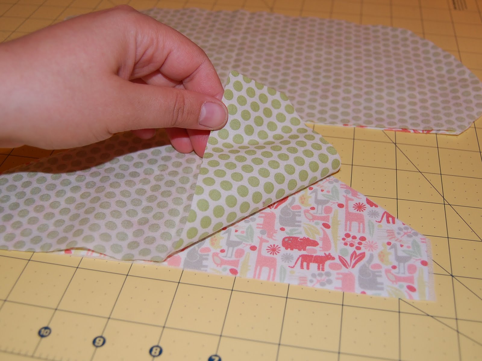 tinkerknits: Bonnet Tutorial