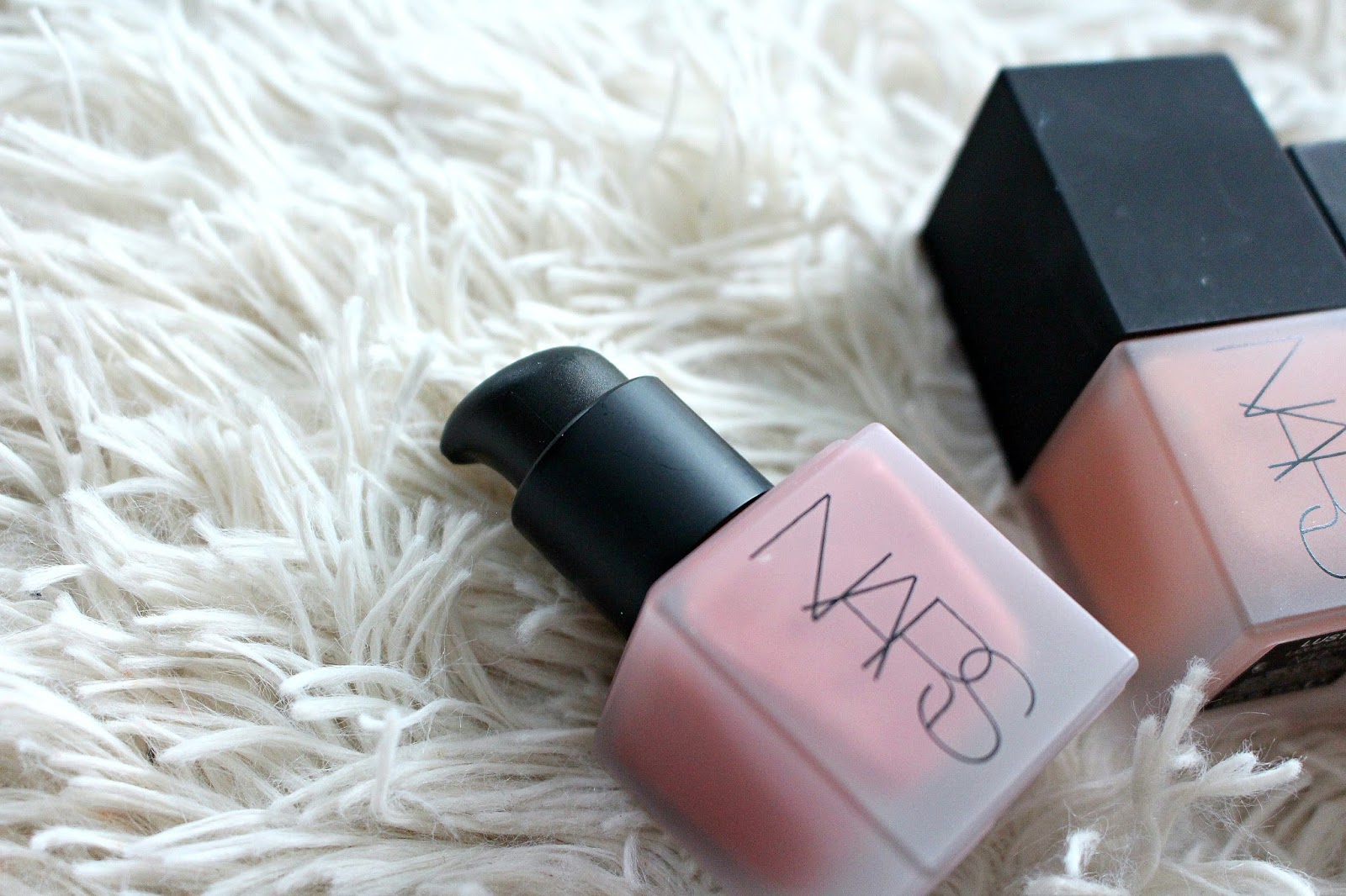 Samantha Jane: NARS Liquid Blush Swatches