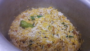 Yummy Traditional : Plain Yellow Rice Recipe