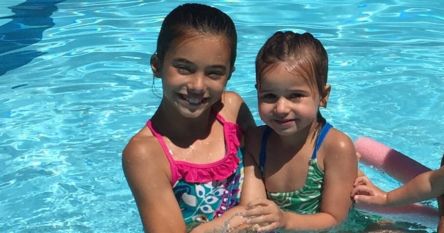 A Day in the Life of Emily: Leclerc Girls